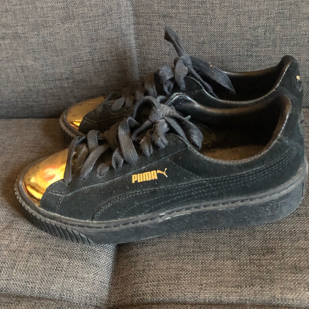 Black Platform Puma Suede Sneakers - Gem